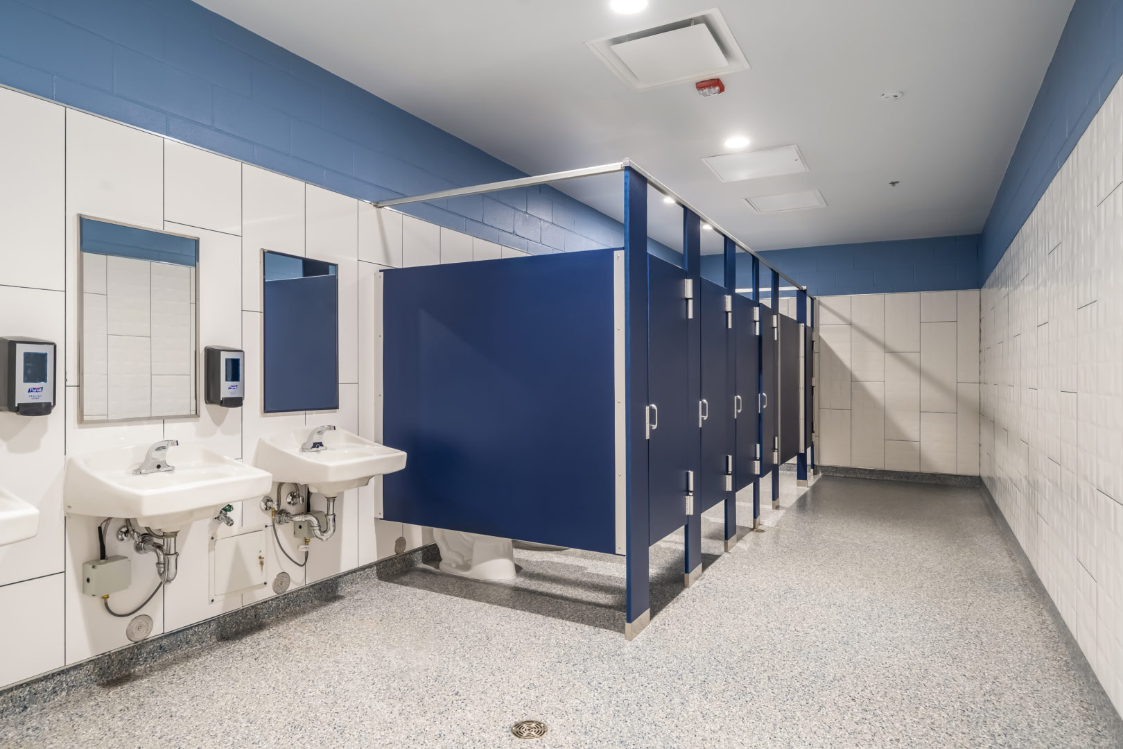 Oak View Middle School Classroom Building - Scorpio Community-Centered ...